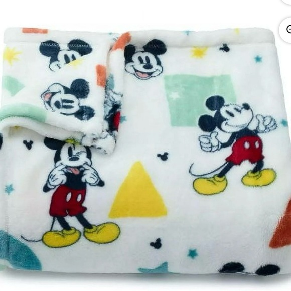 The Big One | Bedding | Disneys Mickey Mouse Off White Oversized ...